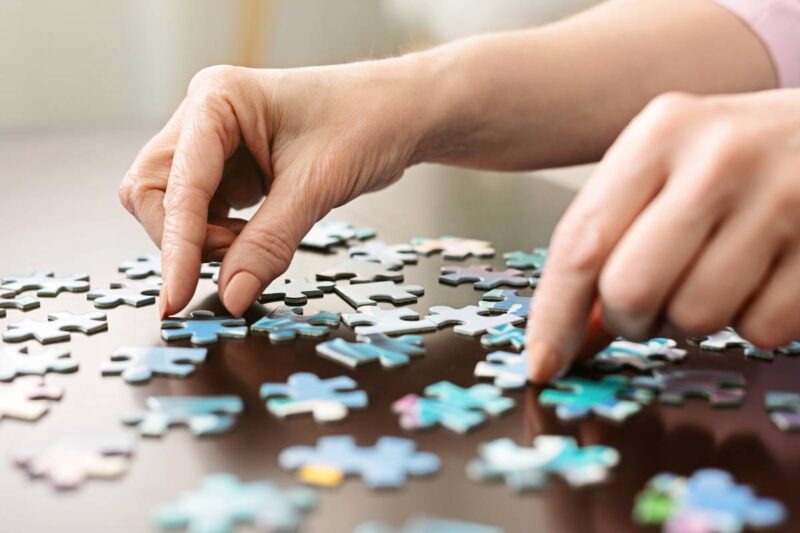 How Jigsaw Puzzles Benefit Your Brain, IQ, and Emotional Health